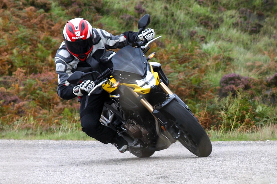 HONDA CB500F (2022 - on) Review
