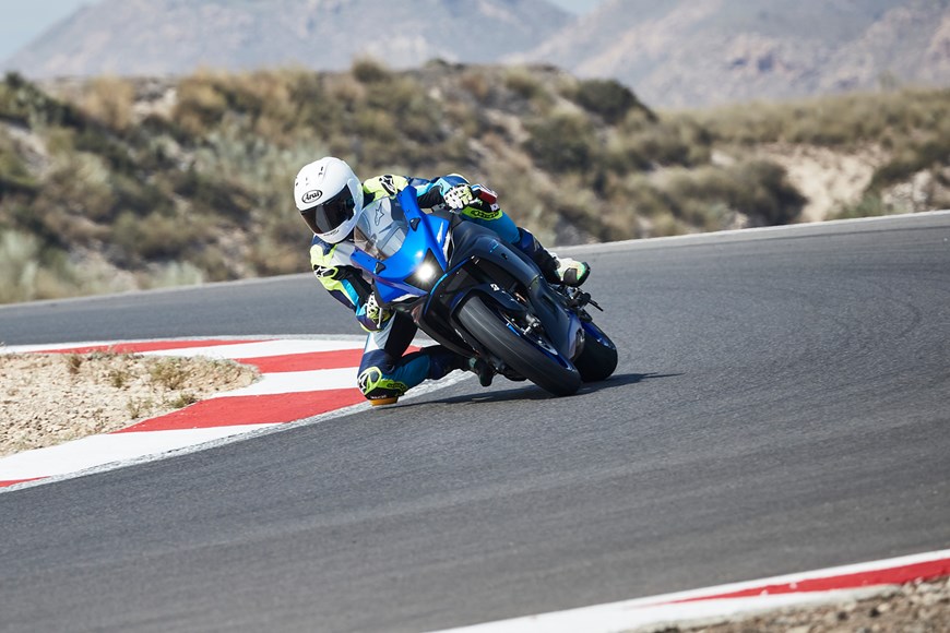 2022 Yamaha R7 review - likeable middleweight sportsbike