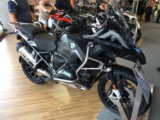 Gallery: BMW R1200 range gets 2017 update