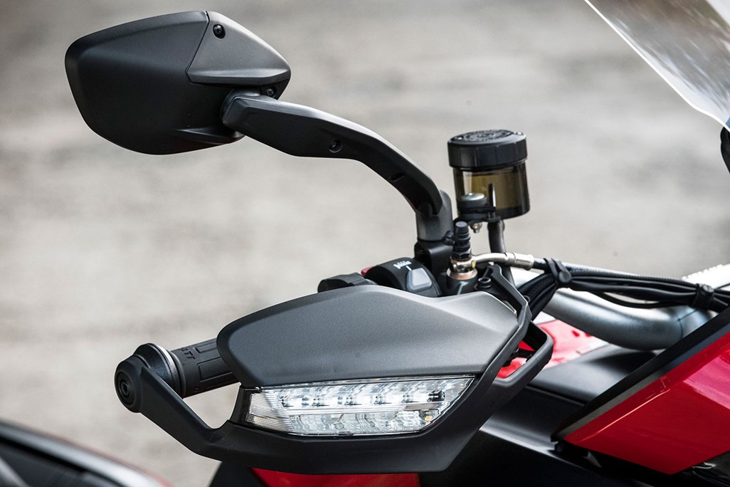 DUCATI MULTISTRADA V2S (2022 - on) Review