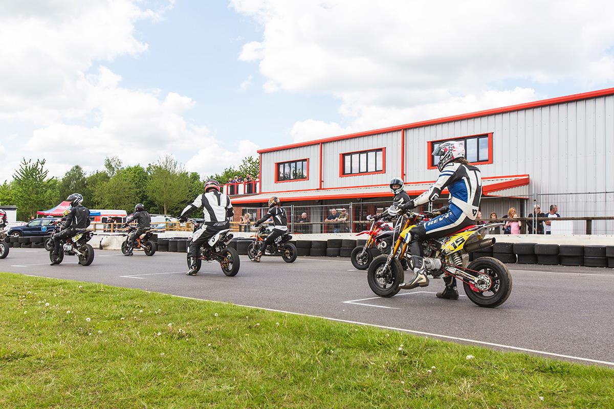 Banging elbows in the British Mini Bike Championship