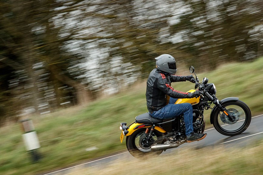 SINNIS OUTLAW 125 (2022 - on) Review