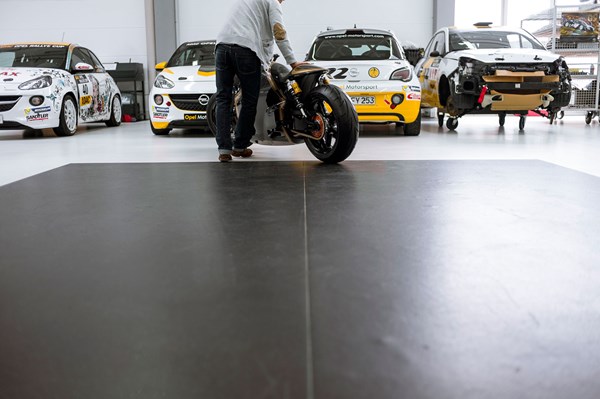 Gallery: Inside the Lotus C-01 factory | MCN
