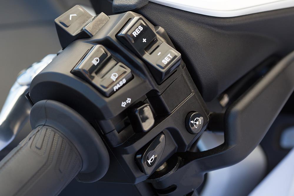 2017 scooter of the year: Yamaha TMAX DX