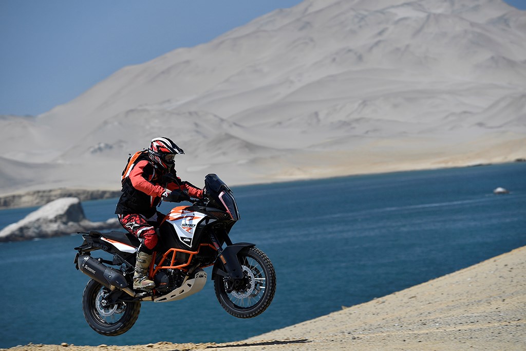 KTM 1290 Super Adventure R lives up to the promise