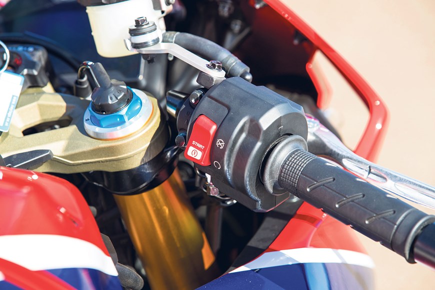 Gallery: Honda Fireblade SP old v new