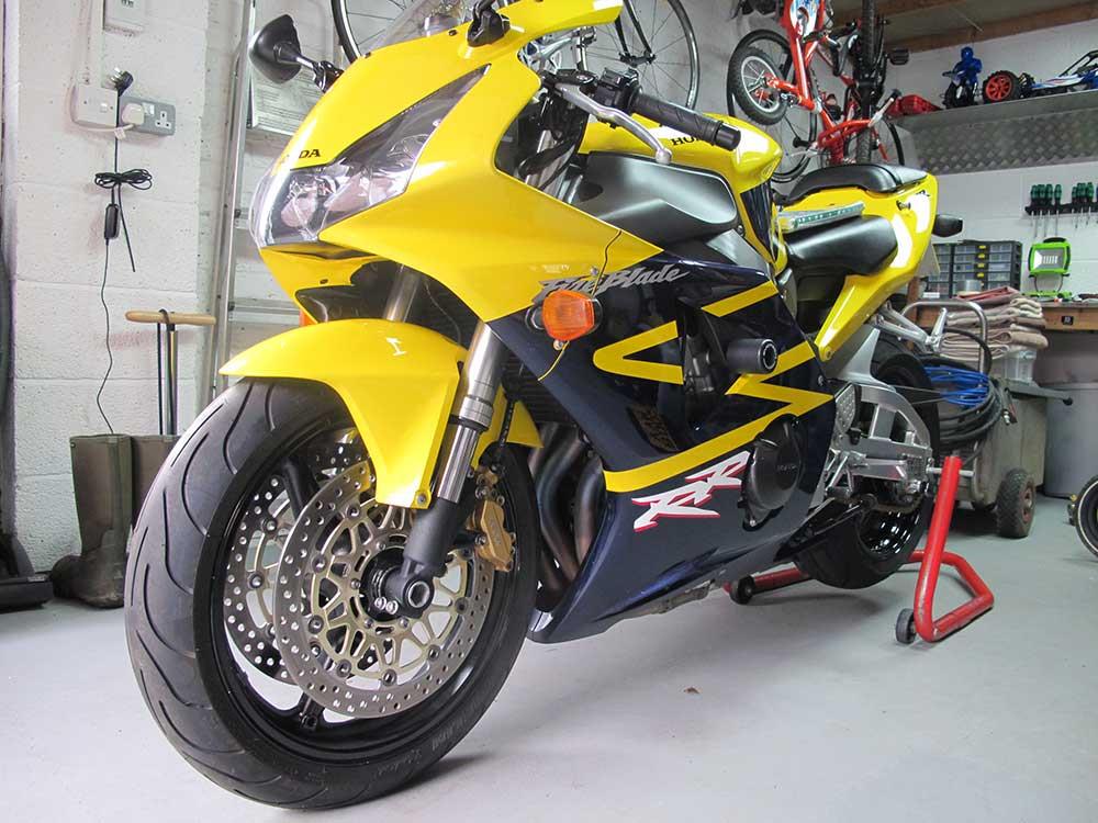 MCN Fleet: We’ve bought a 954 Blade (and we’re smitten)
