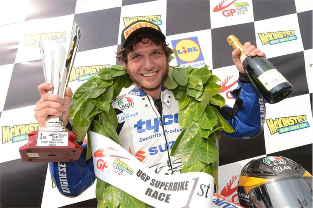 Guy Martin to race with Team Classic Suzuki