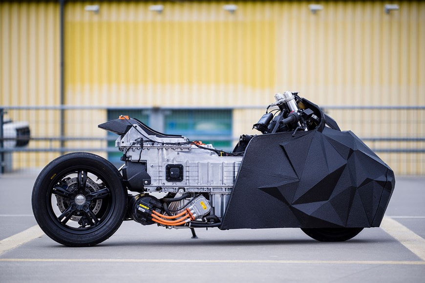 A buzz about this BMW electric custom