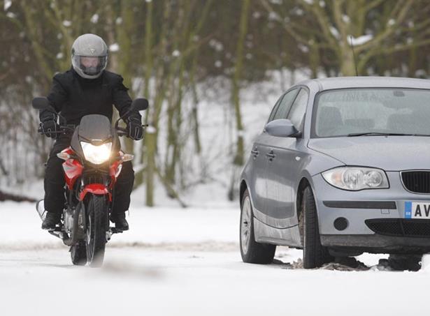 Honda CBF 125 (2009-2015) Review | Speed, Specs & Prices