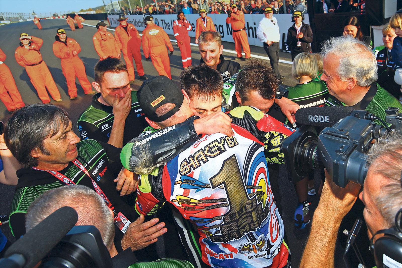 Poll: Shane Byrne pipped him to the BSB title, but will Leon Haslam ...
