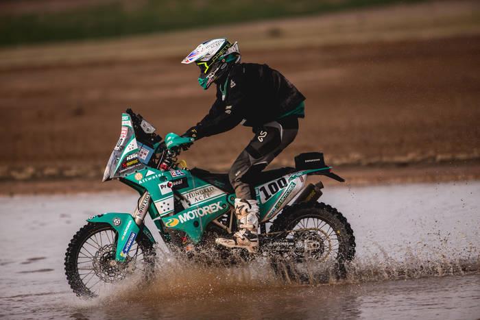Dakar 2018: Brits Poskitt and Hunt jump up the standings in tough stage ...