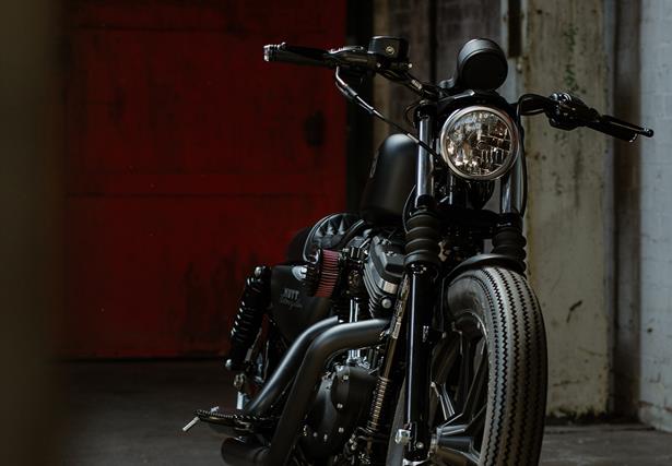 Mutt Motorcycles customise this Harley Iron 883