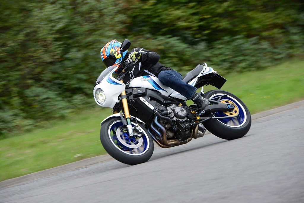 First ride: Velocity-Moto 900LC