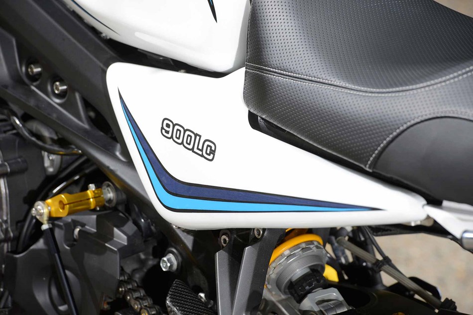 First ride: Velocity-Moto 900LC