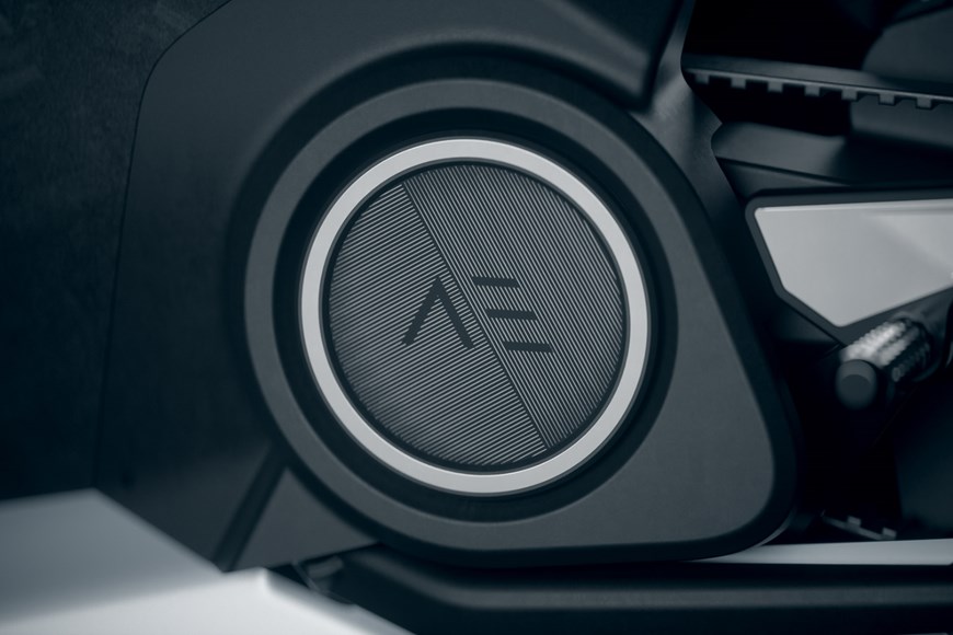 'MotoE level performance': UK brand Arc deliver first Vector to movie ...