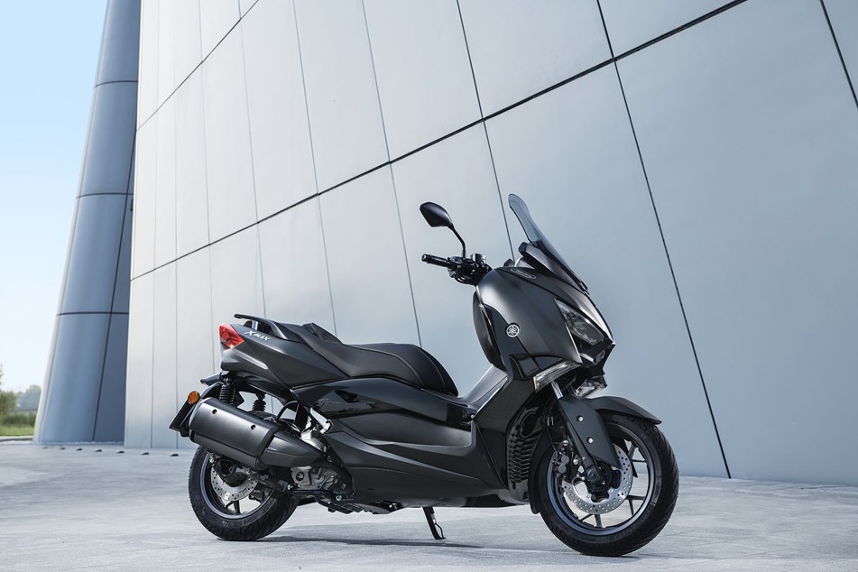Yamaha release premium XMAX Iron Max scooter