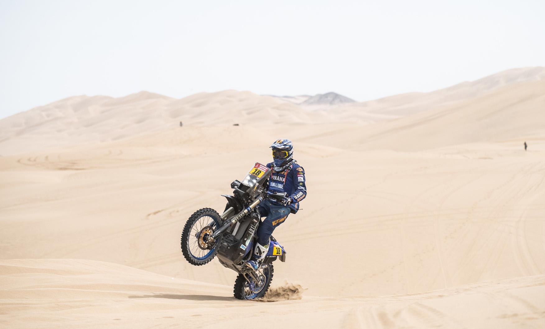 Dakar stage 3: Complicated day blows race wide open