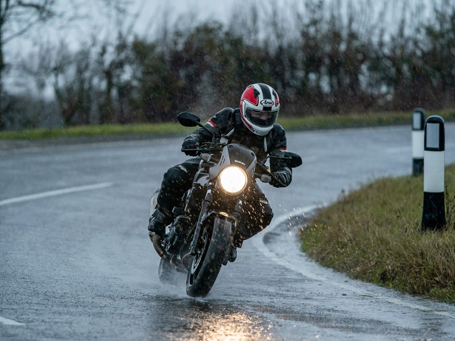 Expert guide to riding a motorbike in the rain