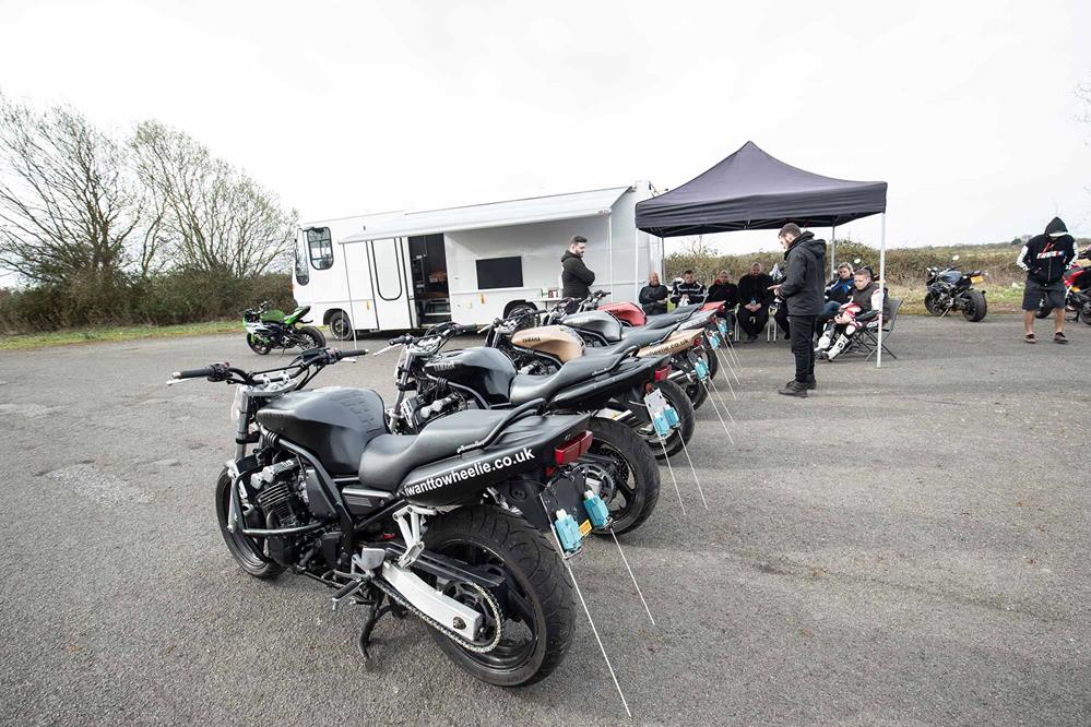 How to wheelie a motorbike