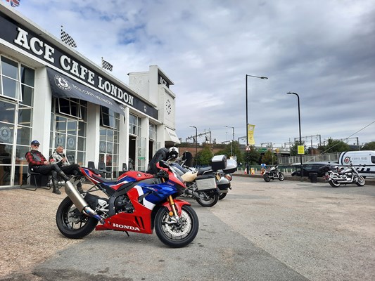 MCN Fleet: The Honda Fireblade SP finds a permanent home | MCN