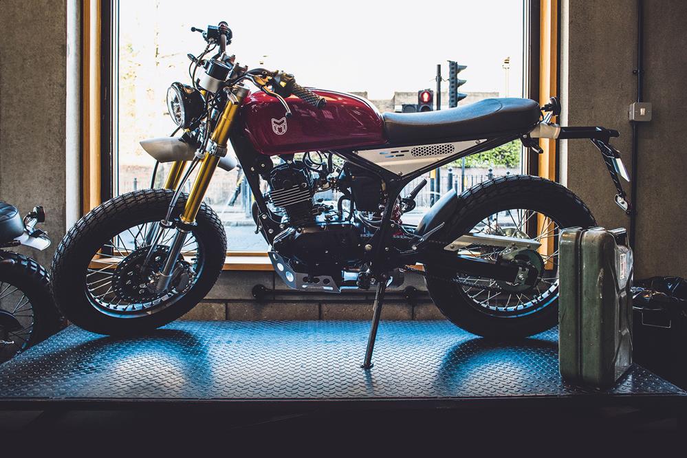 Mutt Razorback 125 packs bark and bite