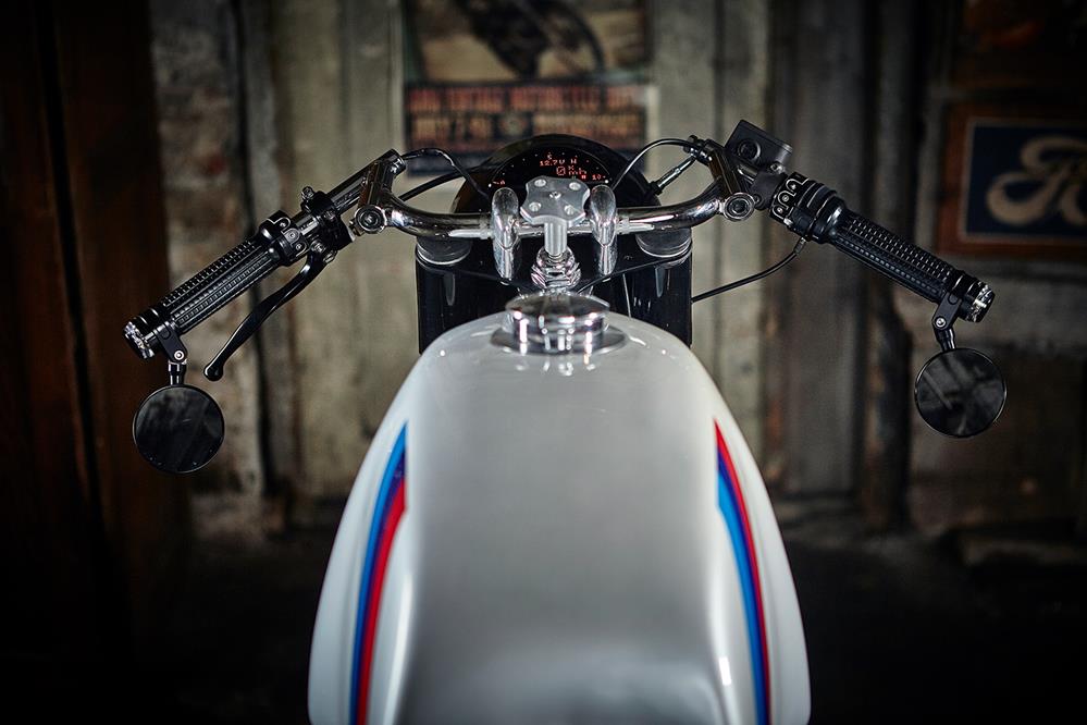 Boxer goodies: Polish custom house create stunning café racer BMW R100RT