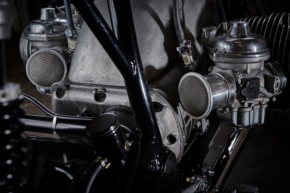 Boxer goodies: Polish custom house create stunning café racer BMW R100RT