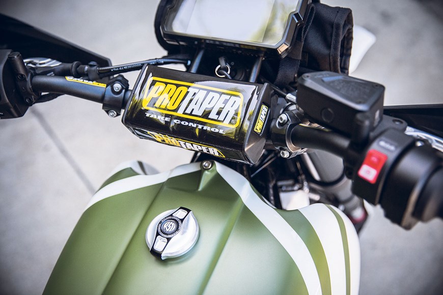 Pointy to perfect: Roland Sands creates a classic look for KTM 790 ...