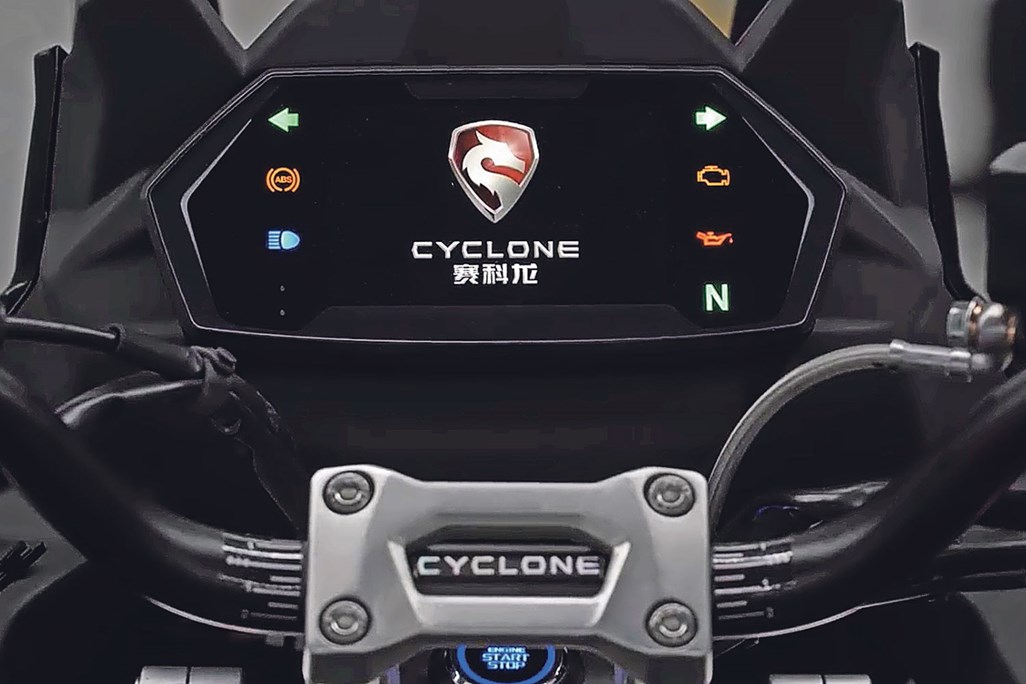 First ‘Chinese Norton’ debuts: Zongshen Cyclone RX6 is powered by 650 ...