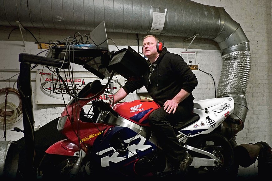 ULEZ cameras targeted: Protesters damage emissions tech as stricter ...