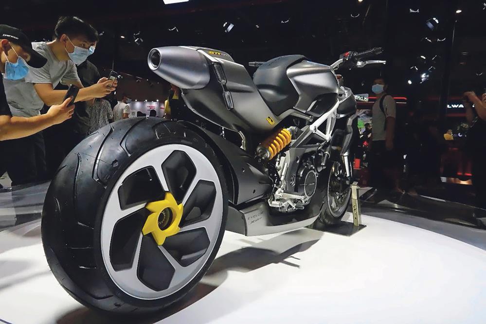 Zongshen Cyclone RA9: Aprilia-derived V-twin is a near production-ready ...