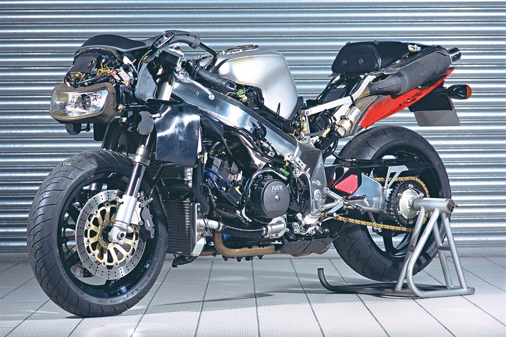 Chasing perfection: Honda’s oval-piston NR750 at 30