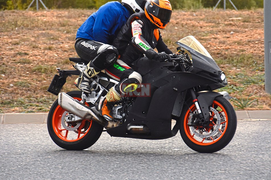 Spy shots: KTM RC990 parallel-twin sportsbike spotted in testing