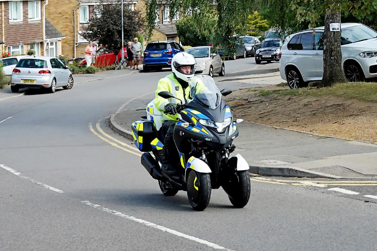 Hybrids on the beat: Production version of White Motorcycle Concepts ...
