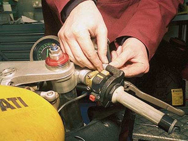 How to fit clip-on bars for that tucked-in race-style ride