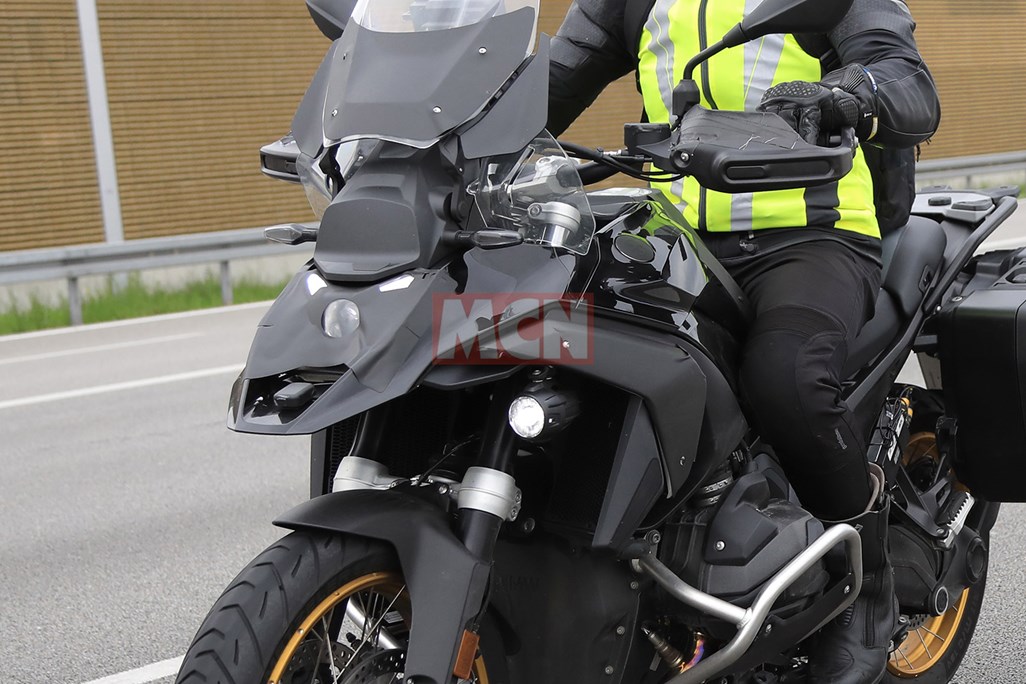 BMW confirm R1300GS launch date and build their millionth boxer engine